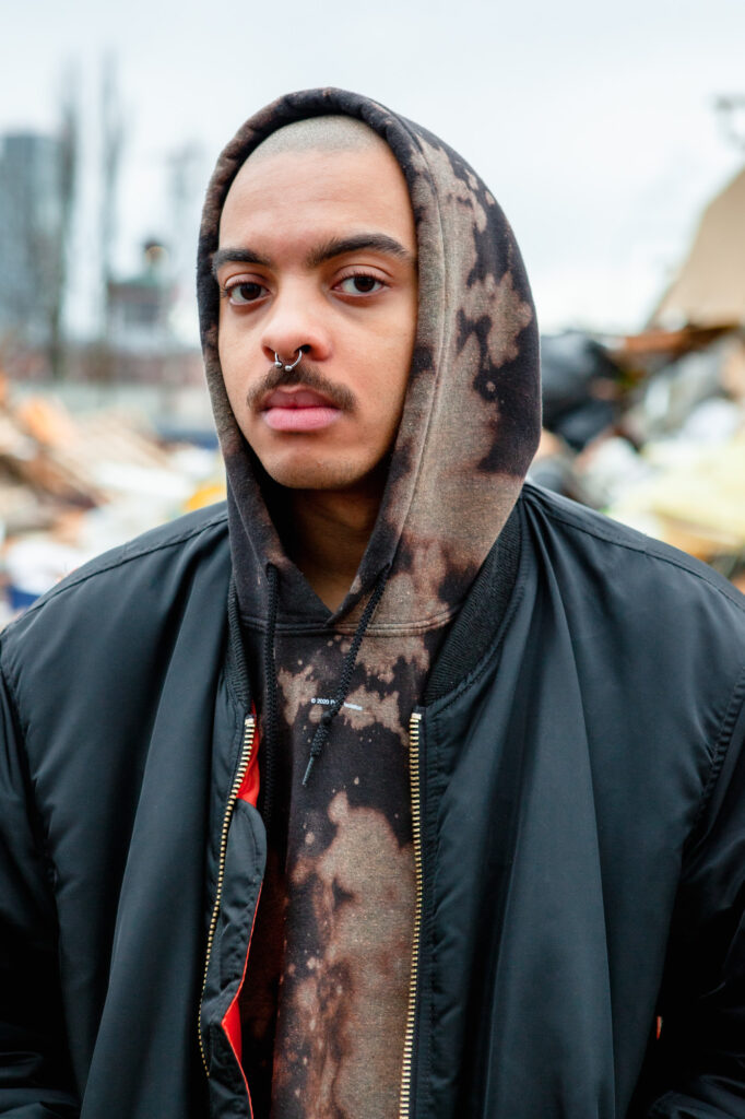 Noah Kin sairastui masennukseen ja jätti suuret levy-yhtiöt taakseen ...